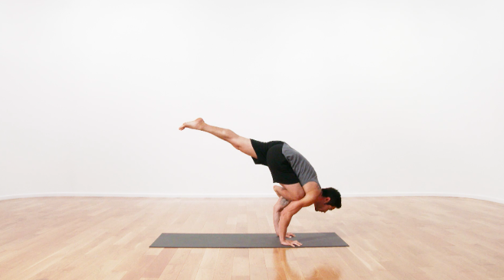 5 Yoga Poses for Strong Arms – Glo | Blog